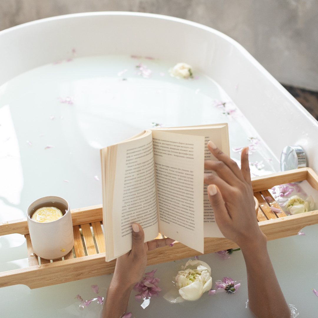 Clearing the Confusion: Ayurvedic vs. Conventional Skincare - Key Diff ...